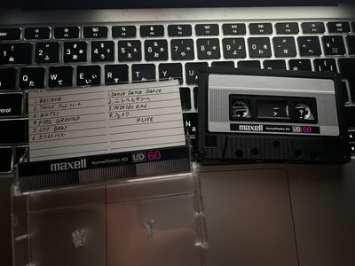 ヨドバシ.com - カセットテープ 60分 UDシリーズ オマージュデザイン UD-60Aに関する画像 1枚